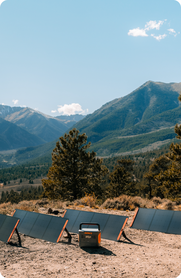 Foldable and Portable Solar Panels - Jackery Singapore